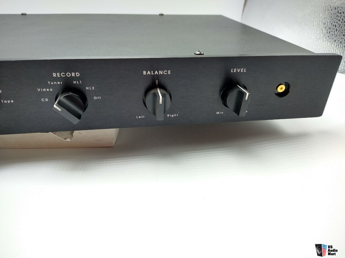 Forte F44 Line Stage Preamplifier Photo #3031906 - UK Audio Mart