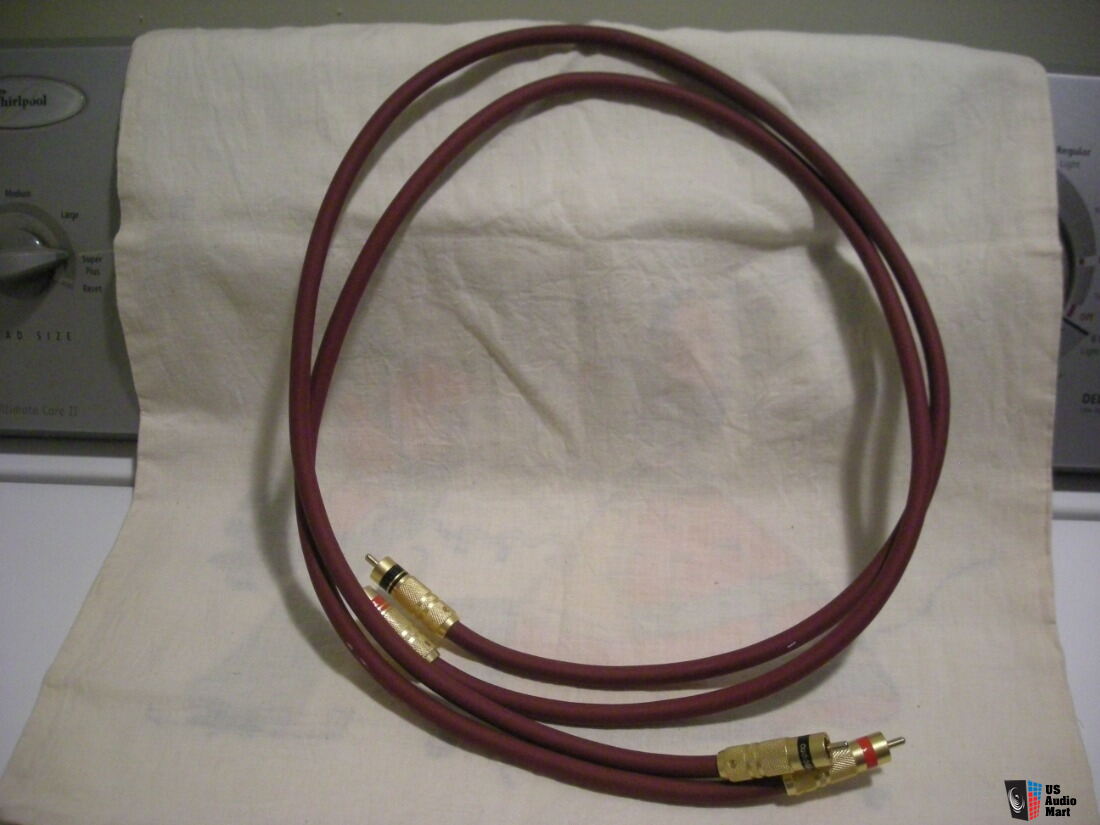 AudioQuest Ruby Hyperlitz RCA Interconnects - 1 Meter Pair For Sale ...