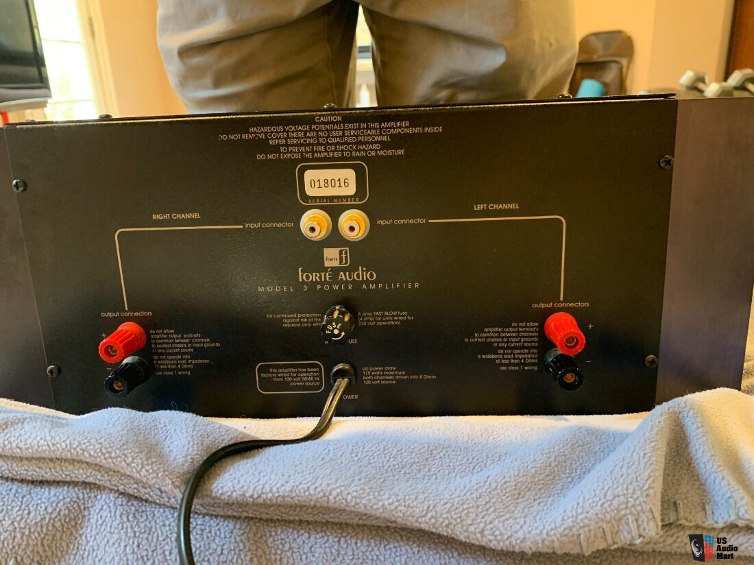 Forte Model 3 Amplifier (orig owner) 200 watts/channel Nelson Pass ...