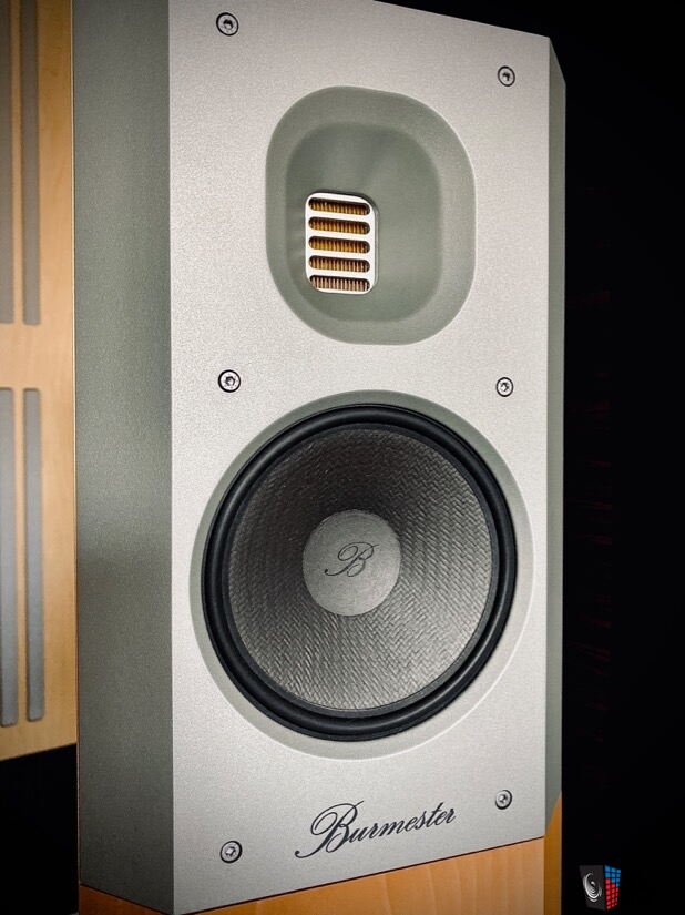 Burmester B25 loudspeakers in Elsberry (genuine wood) Photo #3425057 ...