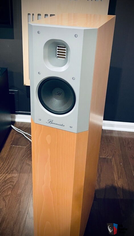 Burmester B25 loudspeakers in Elsberry (genuine wood) Photo #3425057 ...
