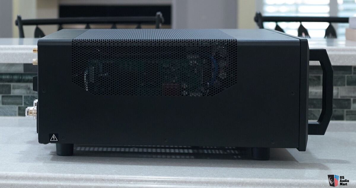 ATI Signature Model AT4004 Four Channel Amplifier Photo #3089495 - US ...