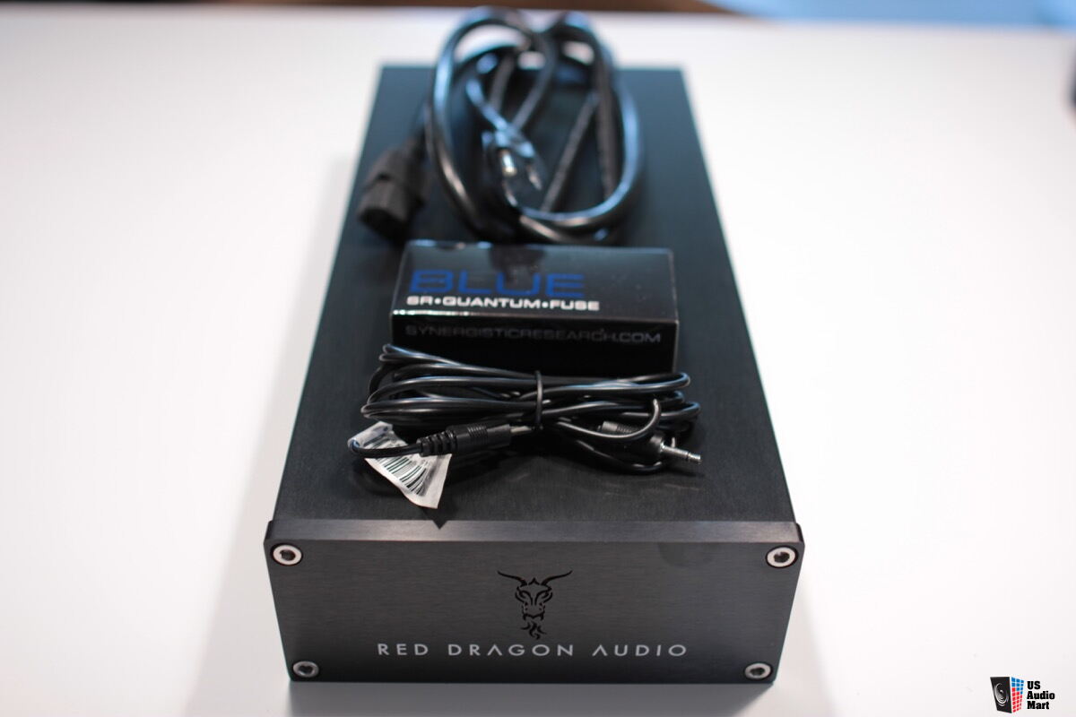 Red Dragon Audio S500 amplifier with Synergistic Research Blue Fuse ...