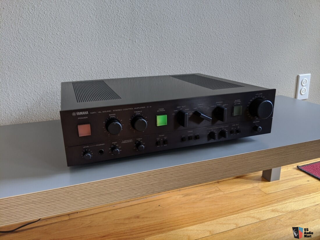 Yamaha C-4 Preamplifier (Vintage) Photo #3109480 - UK Audio Mart