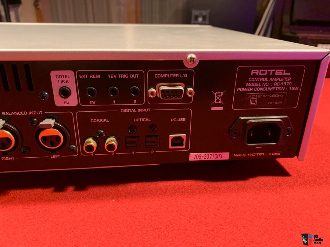 Rotel RC-1570 Pre-Amplifier Photo #3126388 - UK Audio Mart