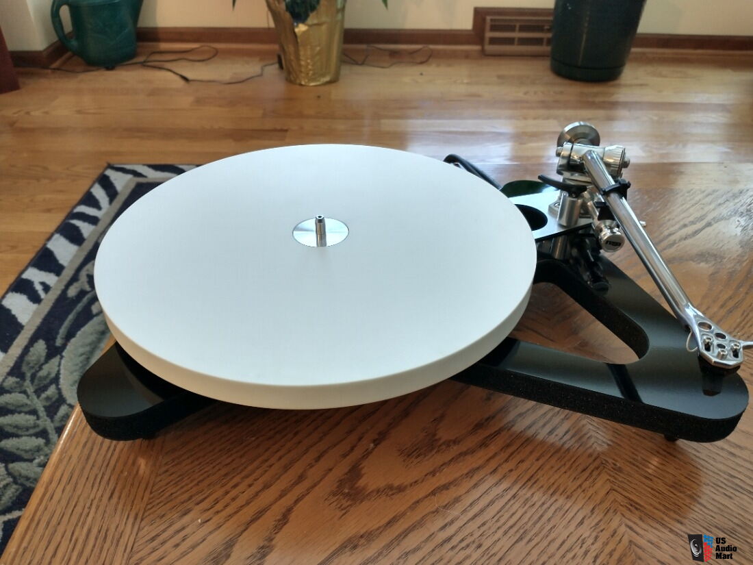 Rega RP-10 Excellent condition No Cartridge Photo #3133761 - UK Audio Mart