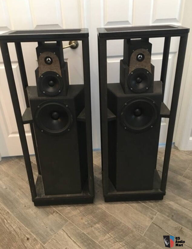 Vandersteen Model 2Ce Loudspeakers New Socks Clean w/ Stands Photo ...