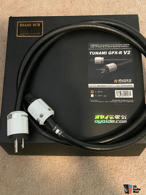 Oyaide TUNAMI GPX-R V2 1.8m AC Power Cable Photo #3137461 - US Audio Mart