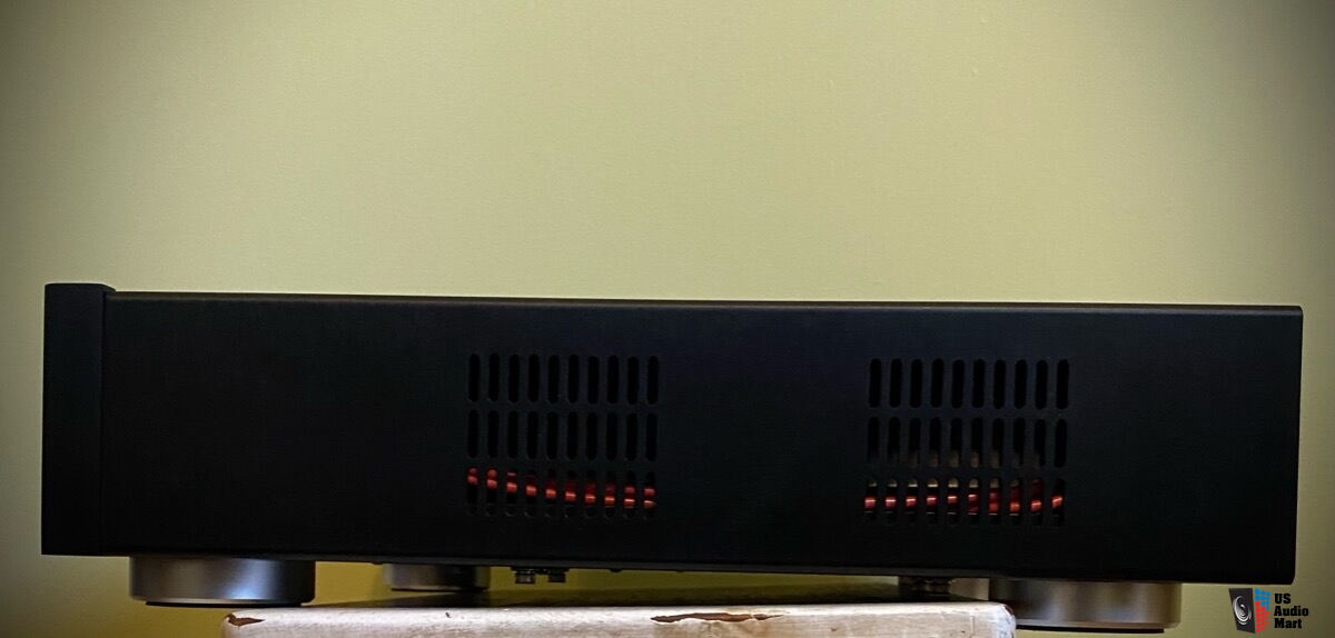 Krell Digital Vanguard Integrated Amp Photo #3142170 - UK Audio Mart