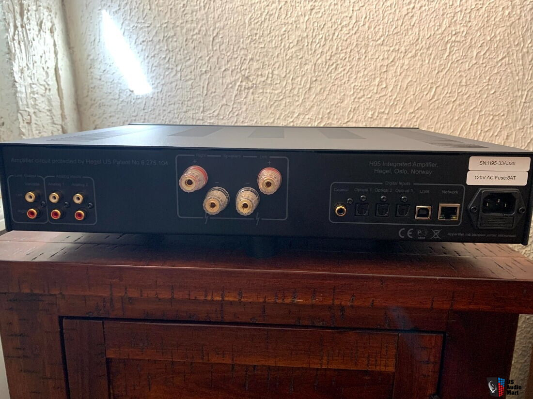 Hegel H95 Integrated Amplifier/DAC with Network Streaming Photo ...