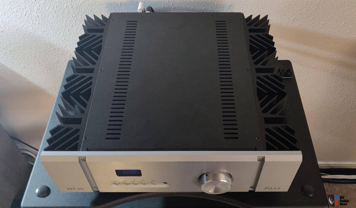 Pass Labs INT-25 integrated amplifier Photo #3156257 - UK Audio Mart