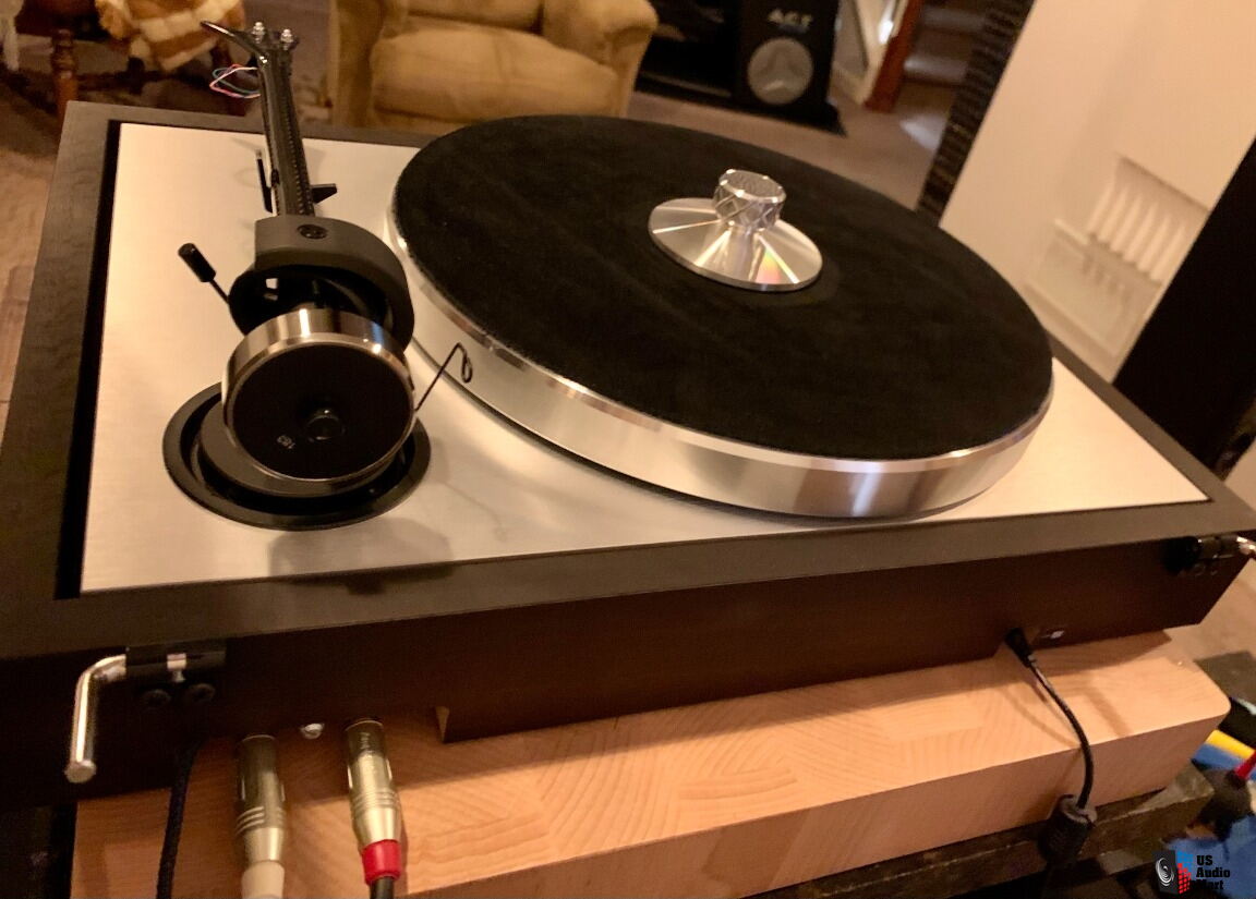 Pro-ject Classic SB Turntable (Eucalyptus) Photo #3161418 - US Audio Mart