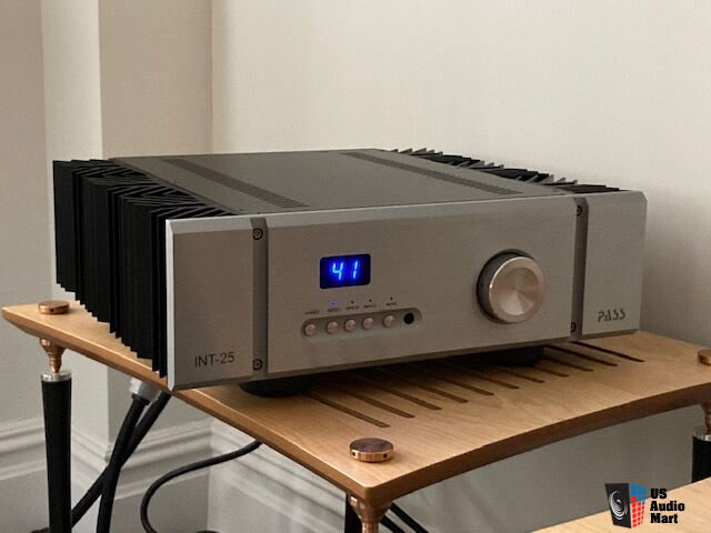 Pass Labs INT 25 integrated amplifier For Sale - US Audio Mart