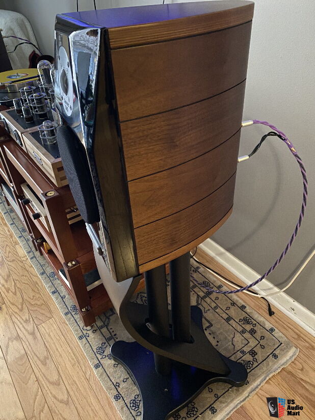 Usher Dancer Mini-X Diamond with matching stands Photo #3176238 - US ...