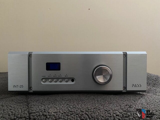 Pass Labs INT-25 integrated amplifier- as new For Sale - US Audio Mart