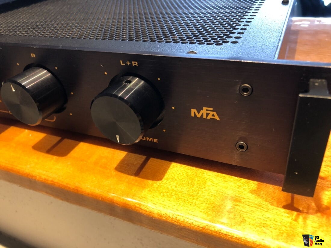 MFA Magus A-2 tube preamplifier w/ ext. PSU For Sale - US Audio Mart