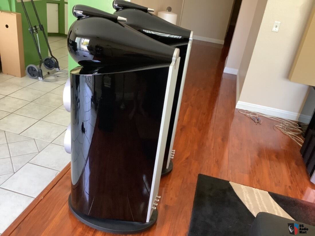 B&W Bowers and Wilkins 802 D3 speakers in high gloss piano black Photo ...