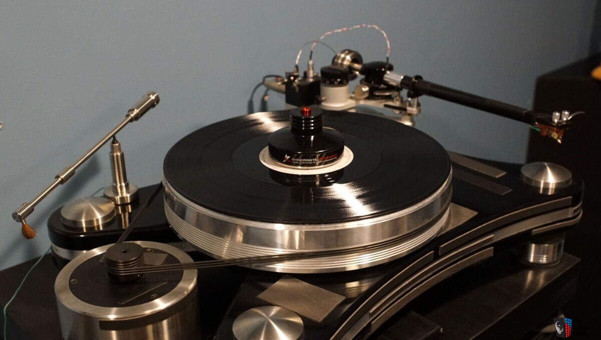 VPI Prime Signature turntable-Fatboy tonearm-van den Hul Signature ...