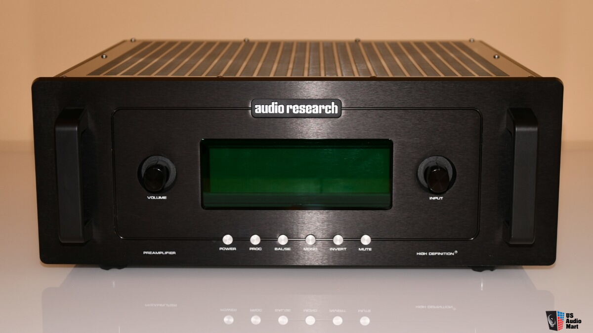 Audio Research 40th Anniversary Limited Edition Reference Preamplifier ...