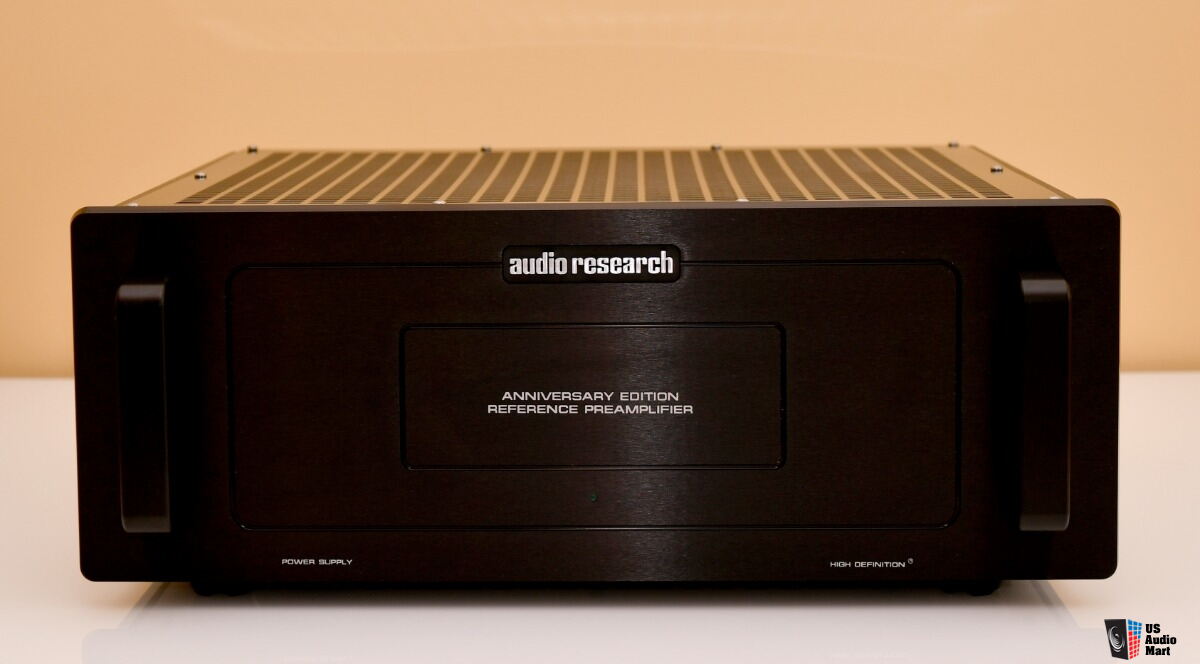 Audio Research 40th Anniversary Limited Edition Reference Preamplifier ...