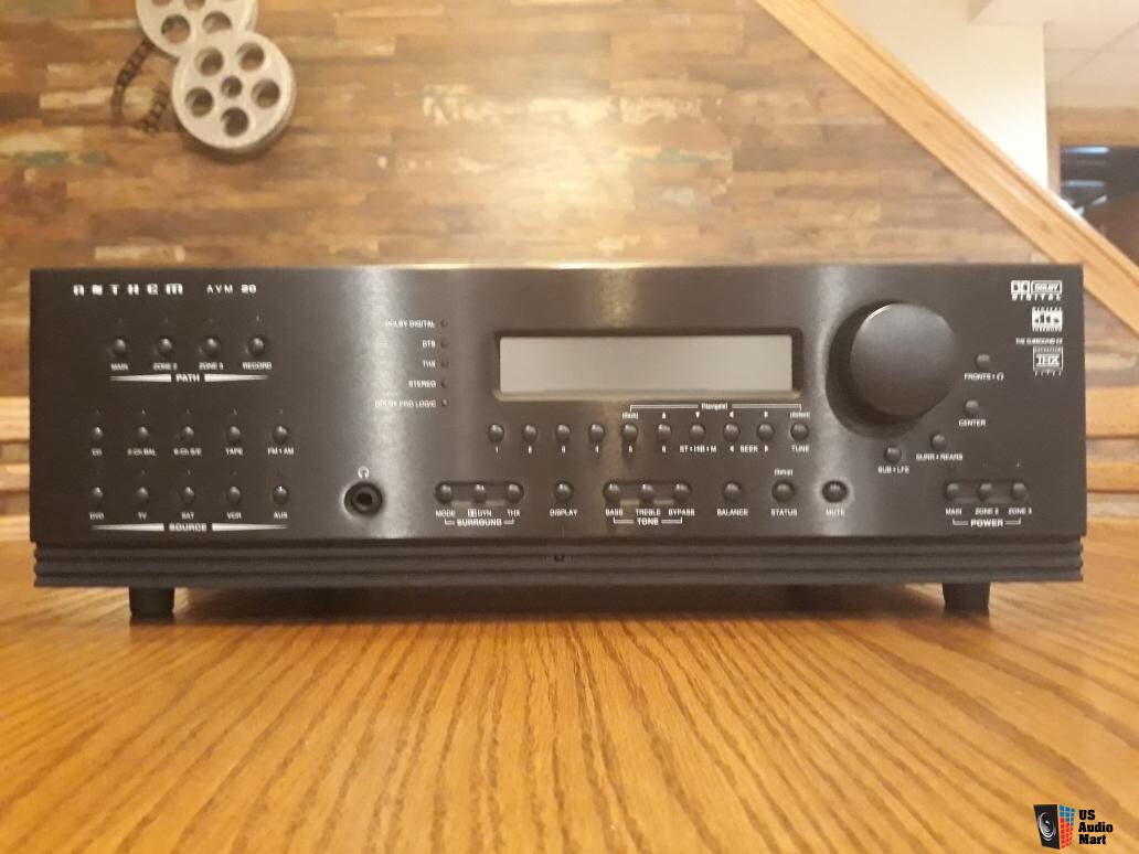 Anthem AVM-20 Preamplfier Processor Tuner with original remote and ...