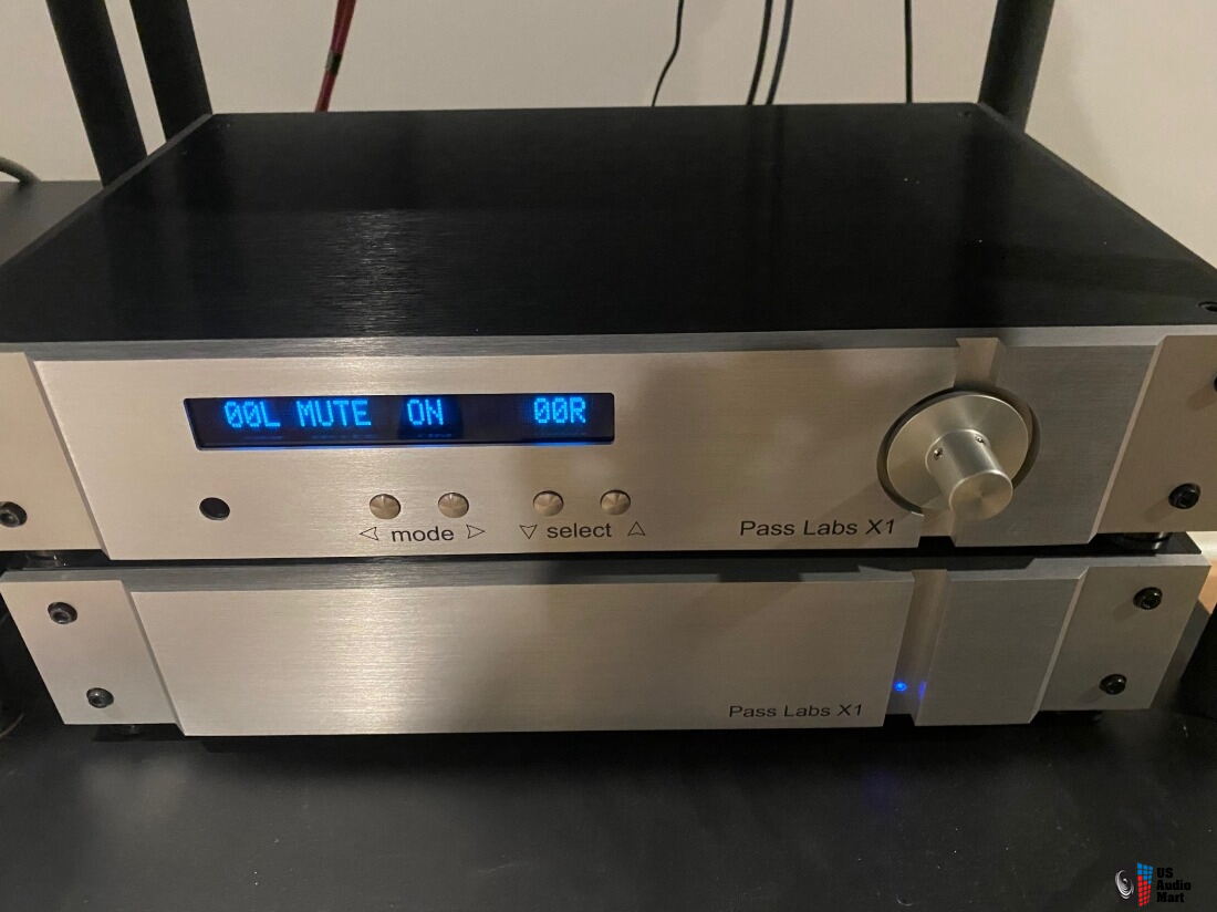 Pass Labs x1 preamplifier Photo #3260088 - US Audio Mart