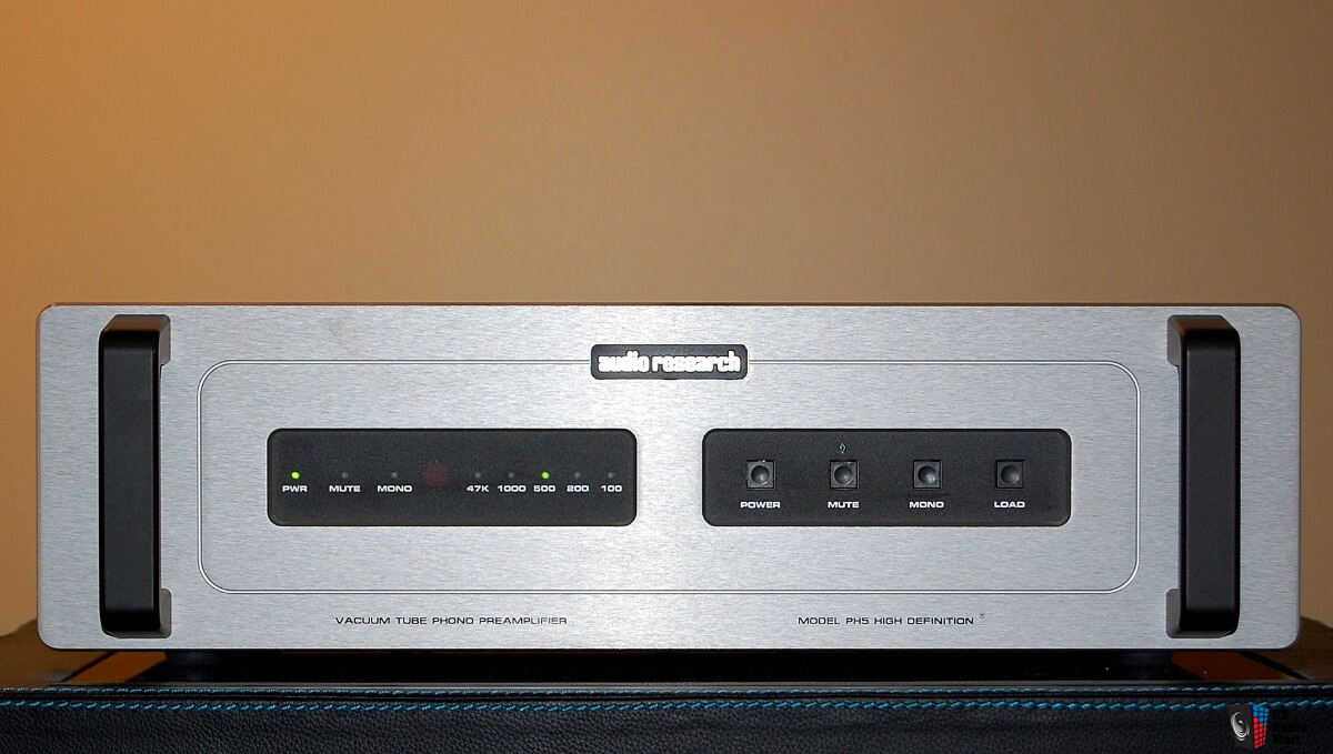 Audio Research PH5 phono preamp in silver Photo #3260563 - US Audio Mart