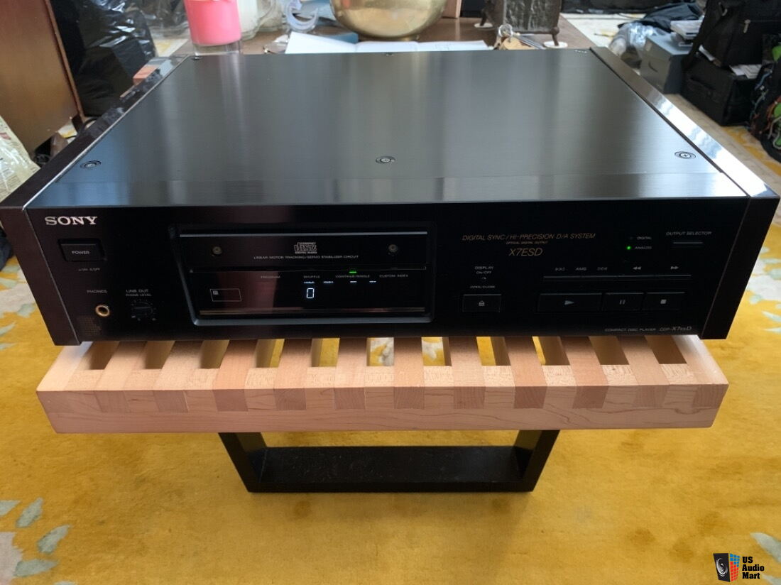 Sony CDP-X7esD, an overbuilt masterpiece Photo #3264470 - US Audio Mart