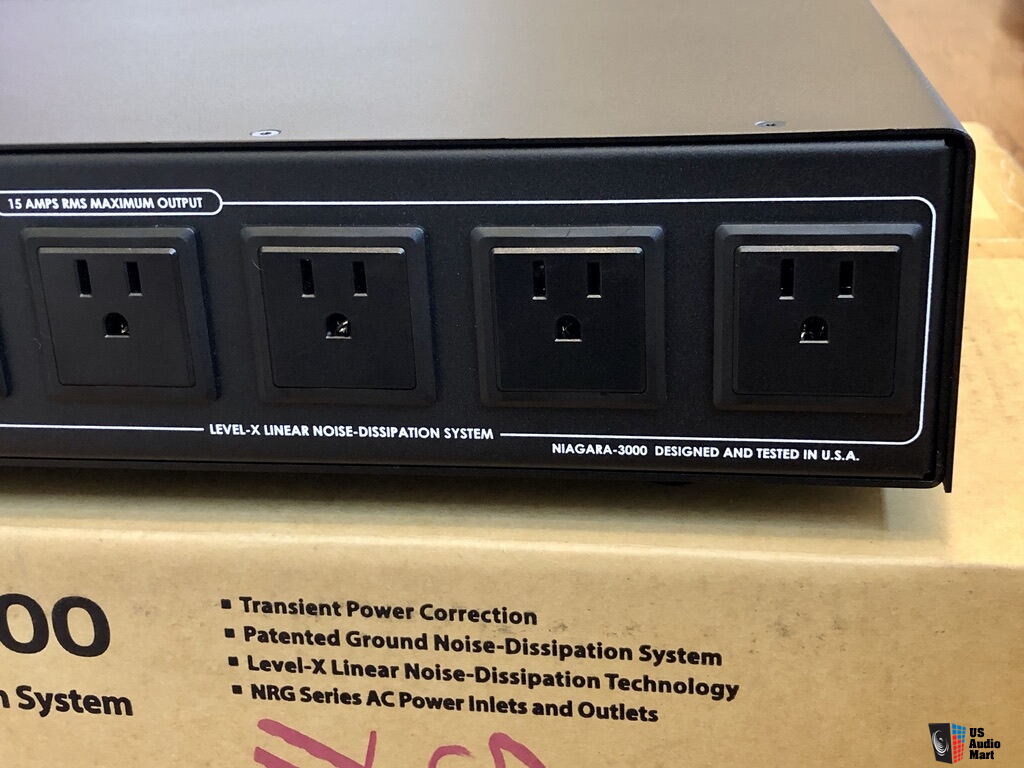 AudioQuest Niagara 3000 Power Conditioner - AS NEW - Original Double ...