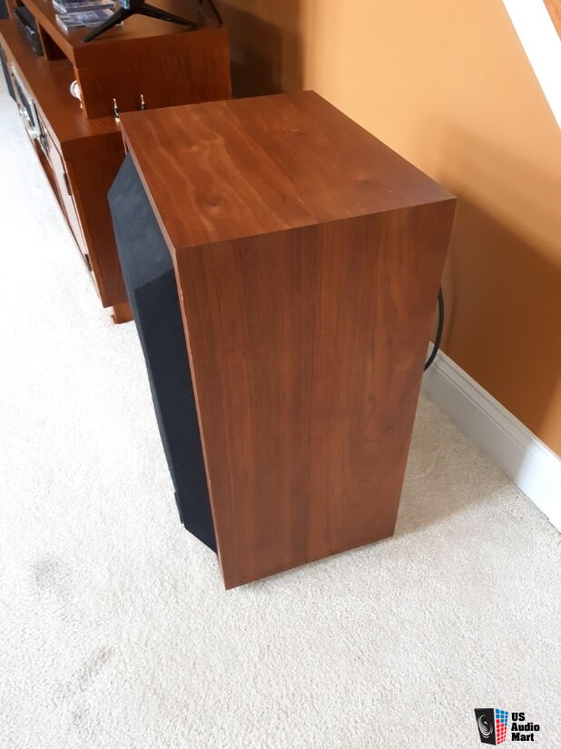 Design Acoustics D-6 walnut speakers Photo #3279111 - US Audio Mart
