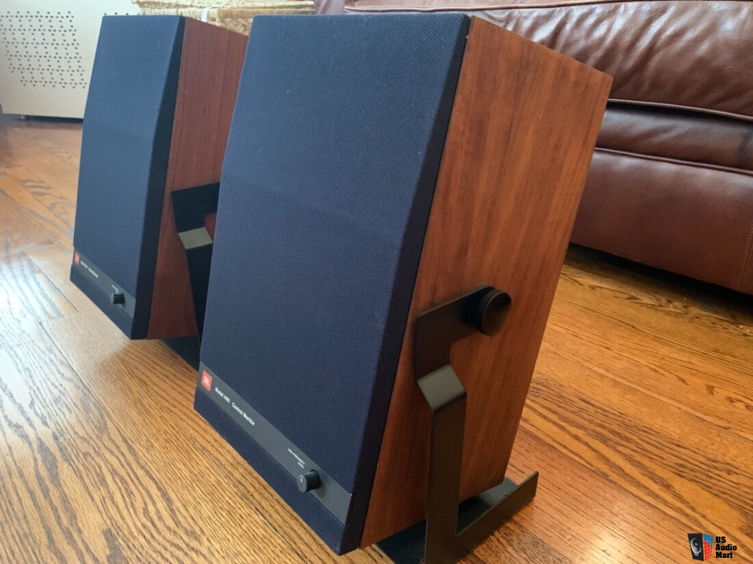 JBL 4401 speaker monitors with stands For Sale - US Audio Mart