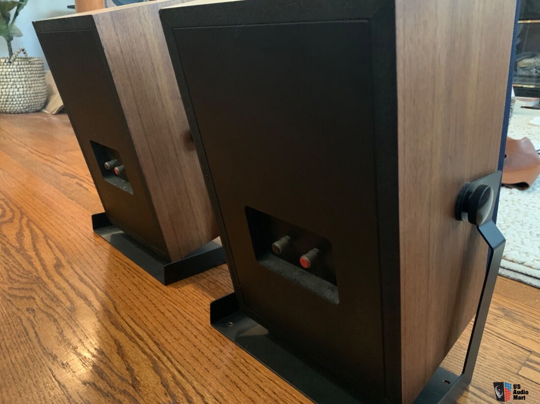 JBL 4401 speaker monitors with stands Photo #3284309 - US Audio Mart