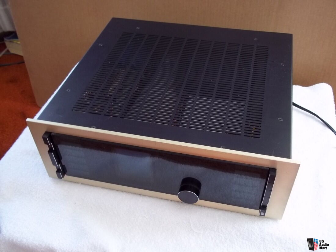 Sequerra FM-1 tuner with panoramic display and original owners manual ...