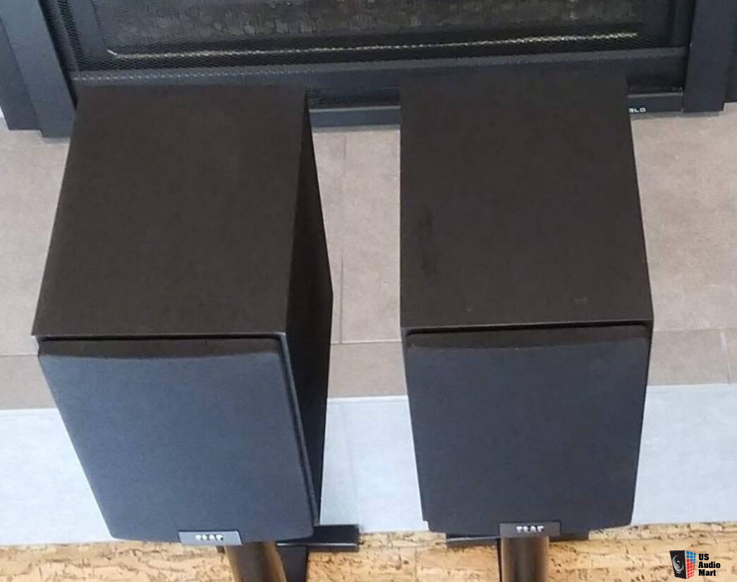 ELAC UB5 speakers - black, original box Photo #3309495 - UK Audio Mart