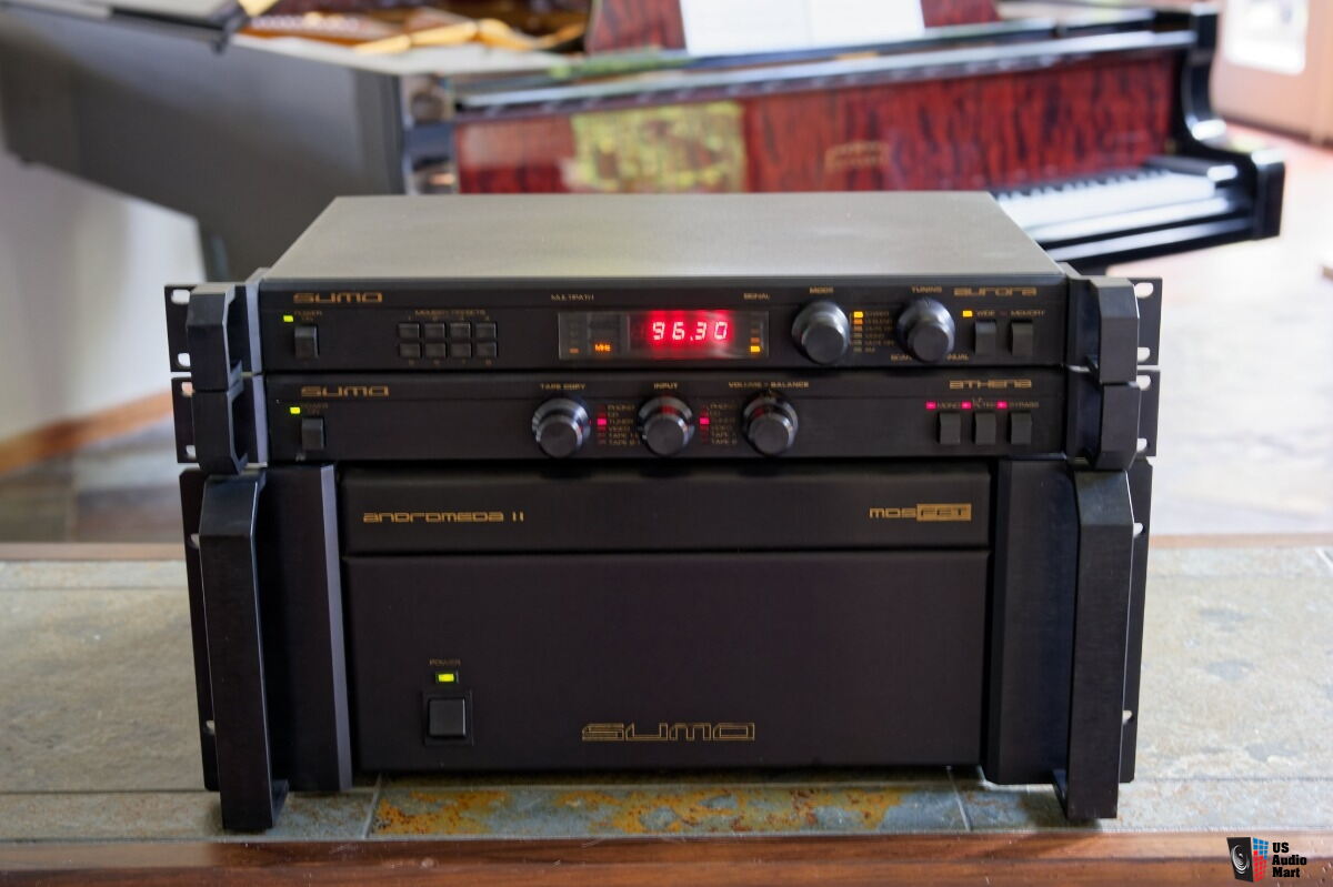 Sumo Athena & Andromeda II - Full-Function Preamp w/Phono And 200W ...