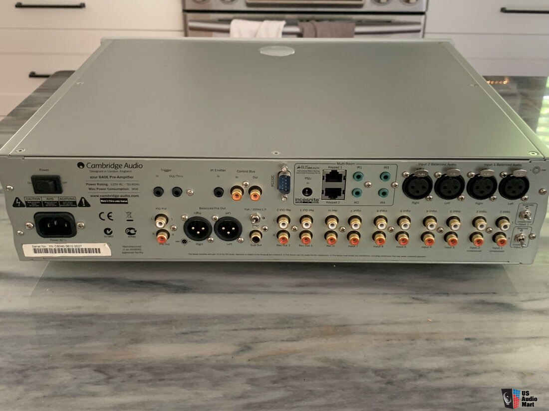 Cambridge Azur 840e Preamp Photo #3357210 - UK Audio Mart