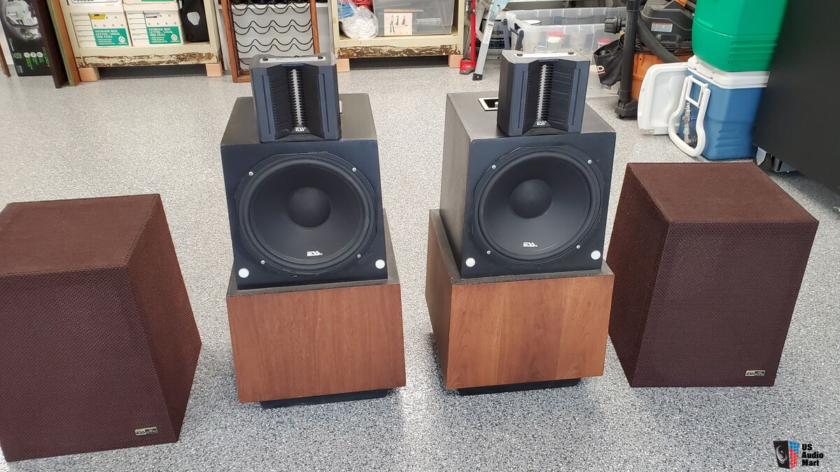 Legendary Heil AMT1a speakers with New ESS drivers all the way around ...
