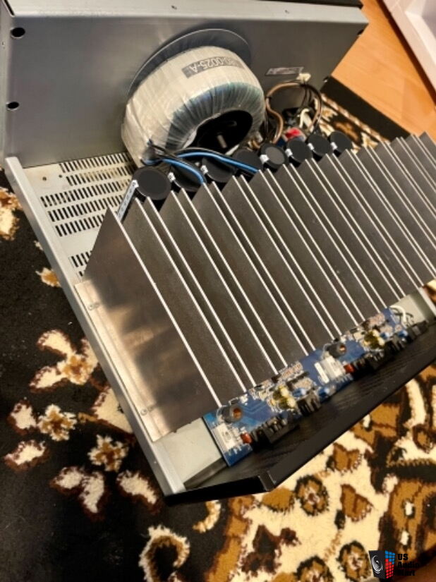 Harman Kardon Signature 1.5 amplifier Photo #3401002 - UK Audio Mart