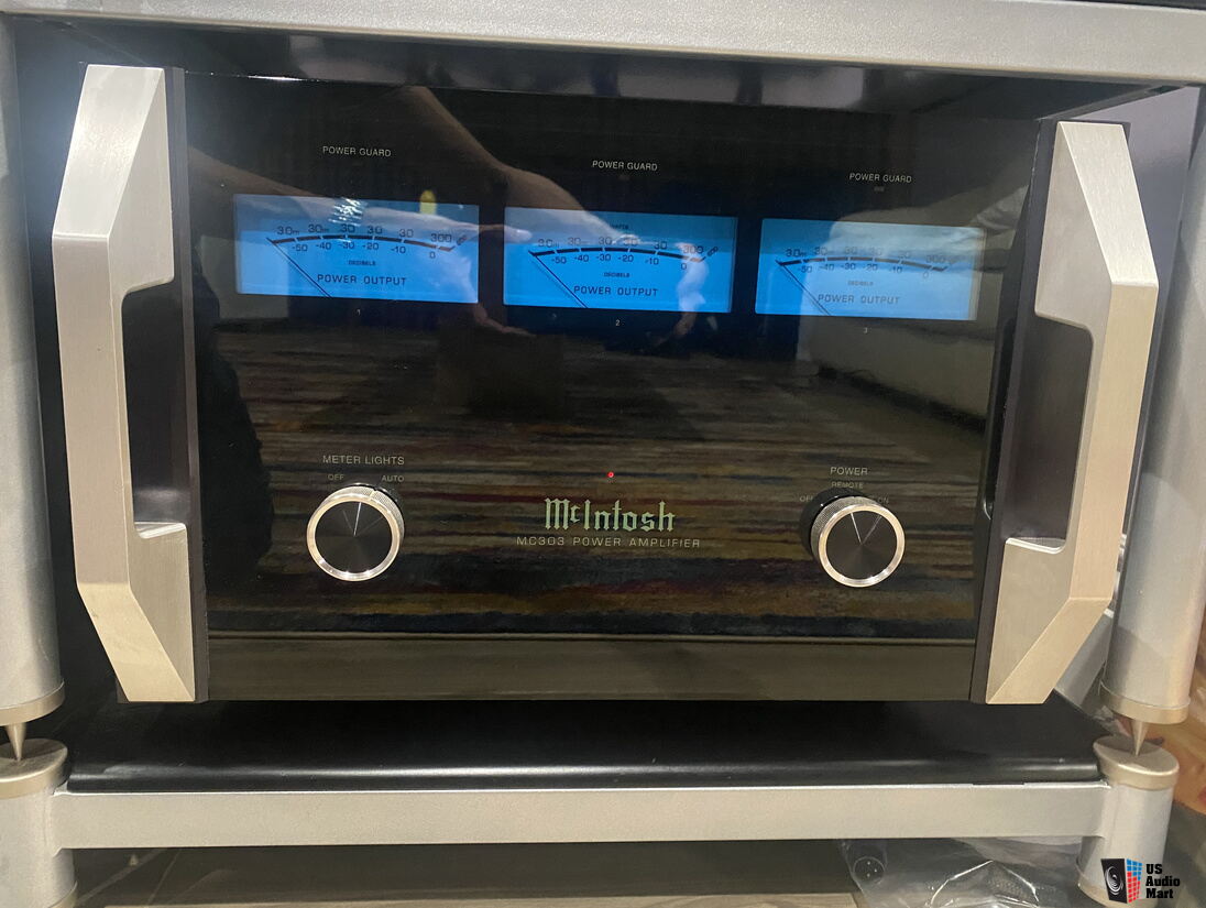 McIntosh MC303 300w 3-channel amplifier Photo #3422255 - US Audio Mart