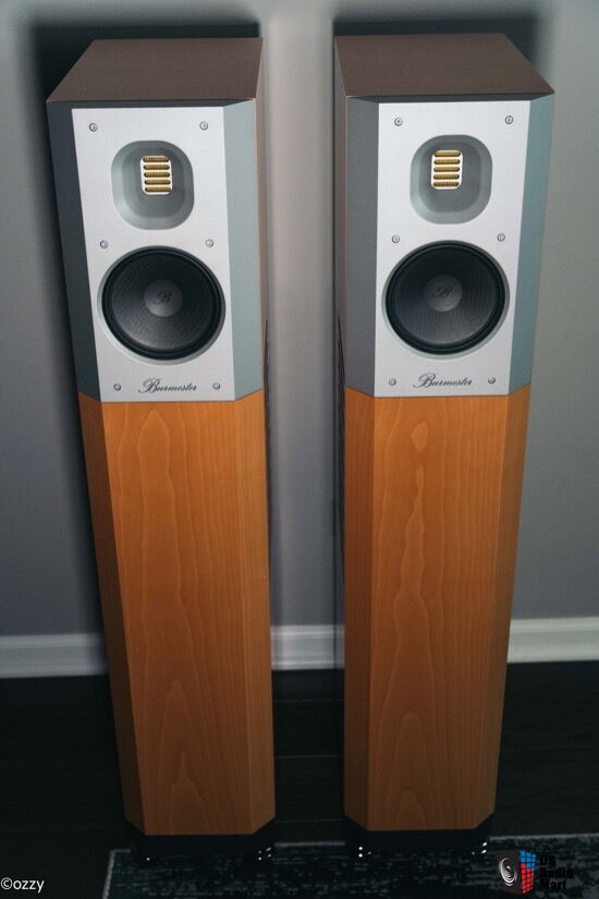 Burmester B25 loudspeakers in Elsberry (genuine wood) Photo #3425057 ...