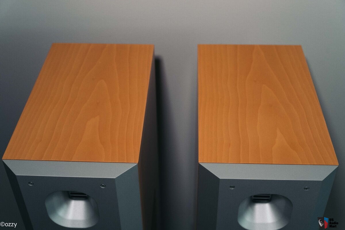 Burmester B25 loudspeakers in Elsberry (genuine wood) Photo #3425109 ...