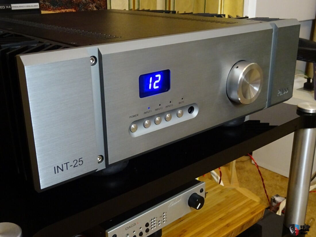 Pass Labs INT-25 Integrated Amplifier Class A with Remote