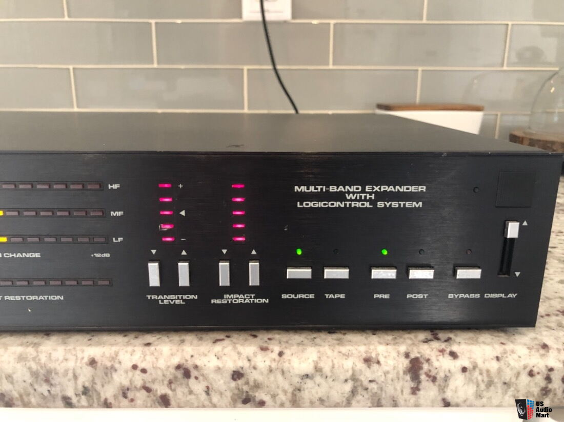 DBX 4BX with Remote Processor Photo #3448483 - UK Audio Mart
