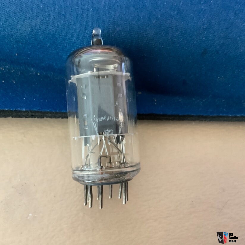 Telefunken 12AU7 pair, plus assorted others Mullard, Siemens etc Photo ...