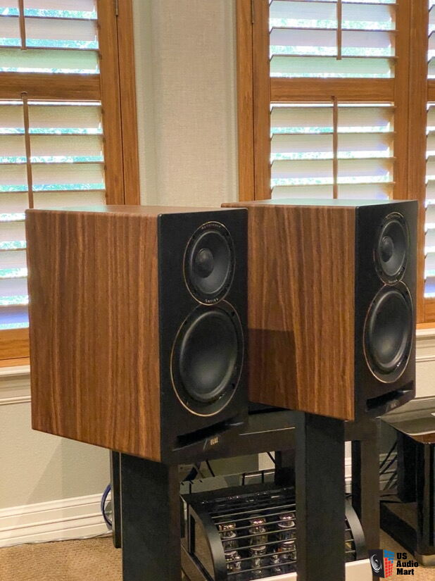 Elac UniFi Reference UBR62 speakers and Target HS 24.5 inch Stands ...