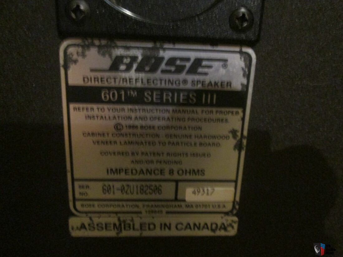Pair of Bose 601 Series III 3 Floor Standing Stereo Speakers Photo ...
