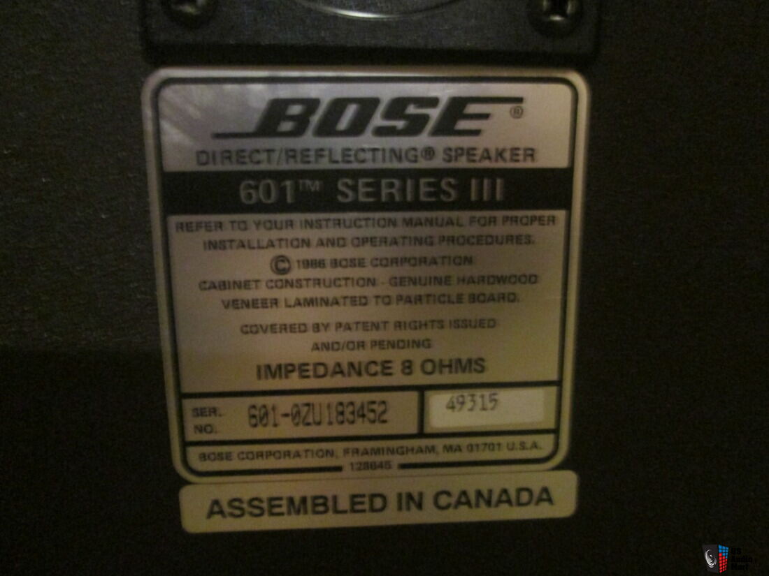 Pair of Bose 601 Series III 3 Floor Standing Stereo Speakers Photo ...