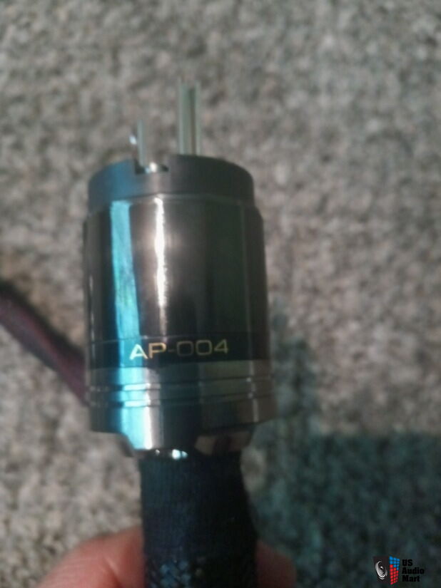Audience, shunyata, oyaide power cable sale Photo #3482021 - US Audio Mart
