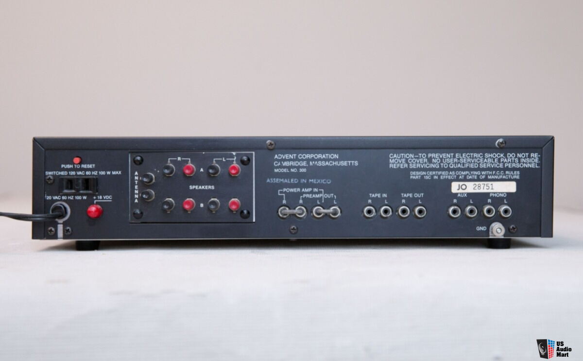 Advent 300 Receiver with FM Tuner and Phono Input Photo #3491012 - US ...