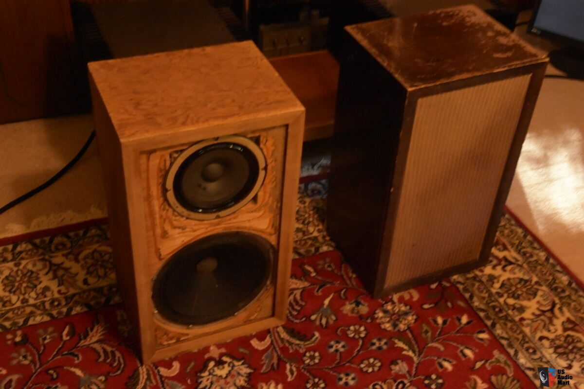 Pair Acoustic Research 1953-1954 AR-1 Speakers (Serial Numbers 3732 and ...